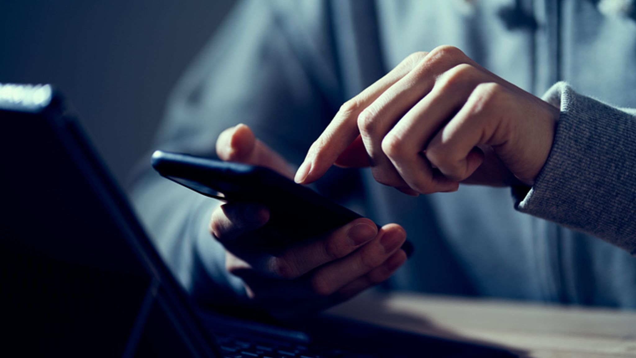 AIs can make collective decisions and influence each other, says new ...