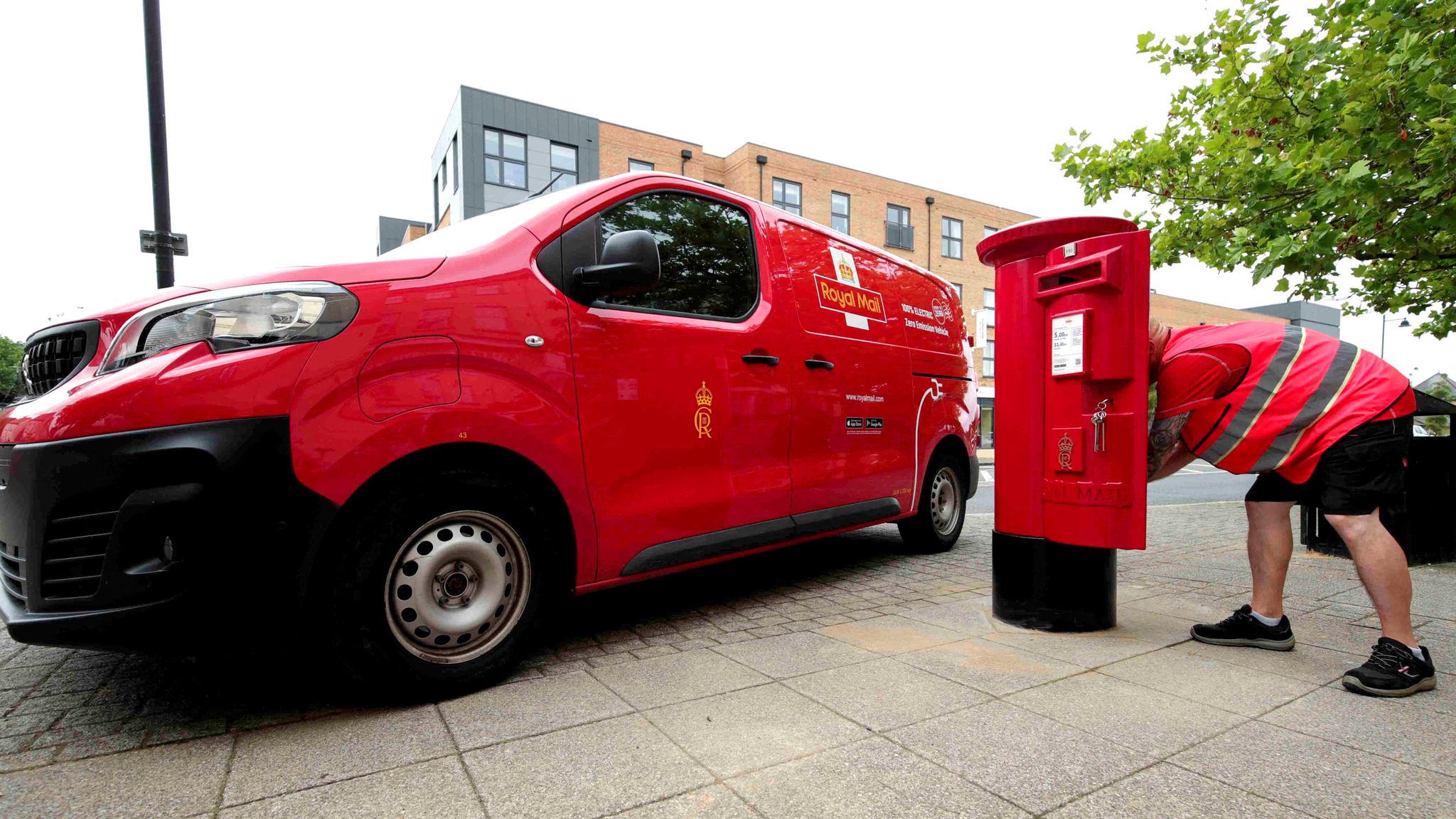 Royal Mail To Scrap Second class Post On Saturdays And Some Weekdays Royal Mail To Scrap Second class Post On Saturdays And Some Weekdays