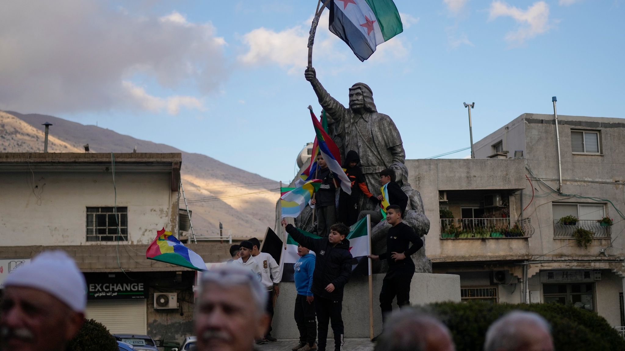 With Assad gone from Syria there are fears a resurgent Islamic State ...