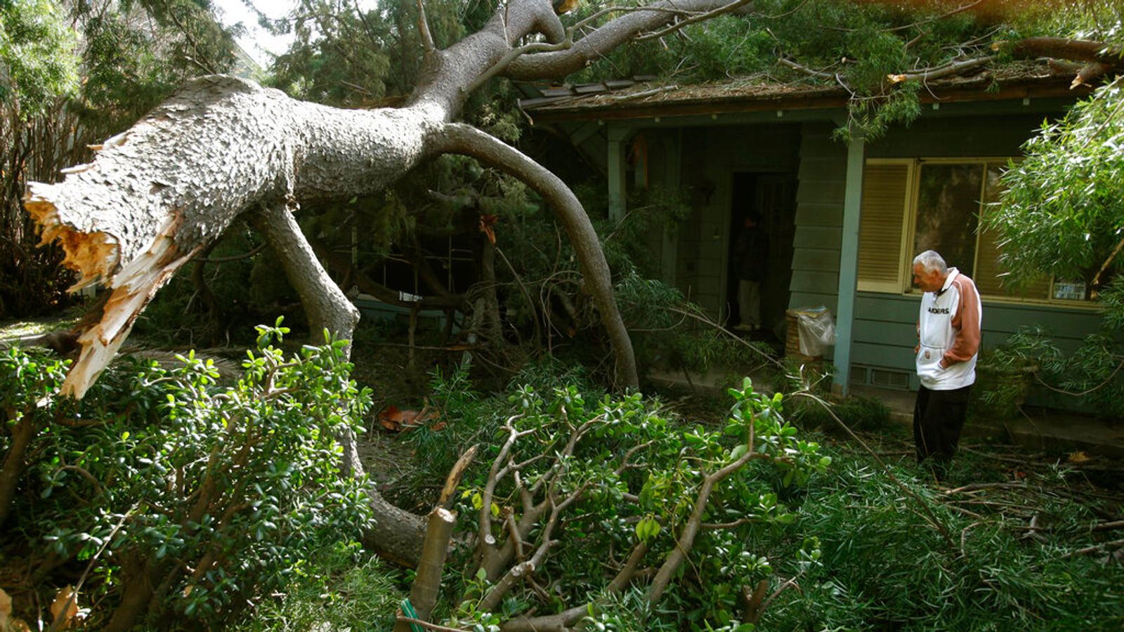 LA wildfires: What other destructive weather events have hit the Golden ...