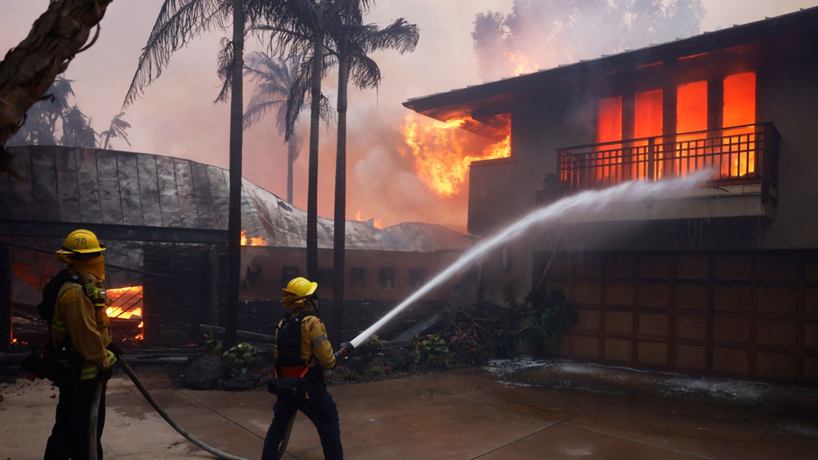 LA wildfire site is one of most exclusive suburbs - but it's in the ...