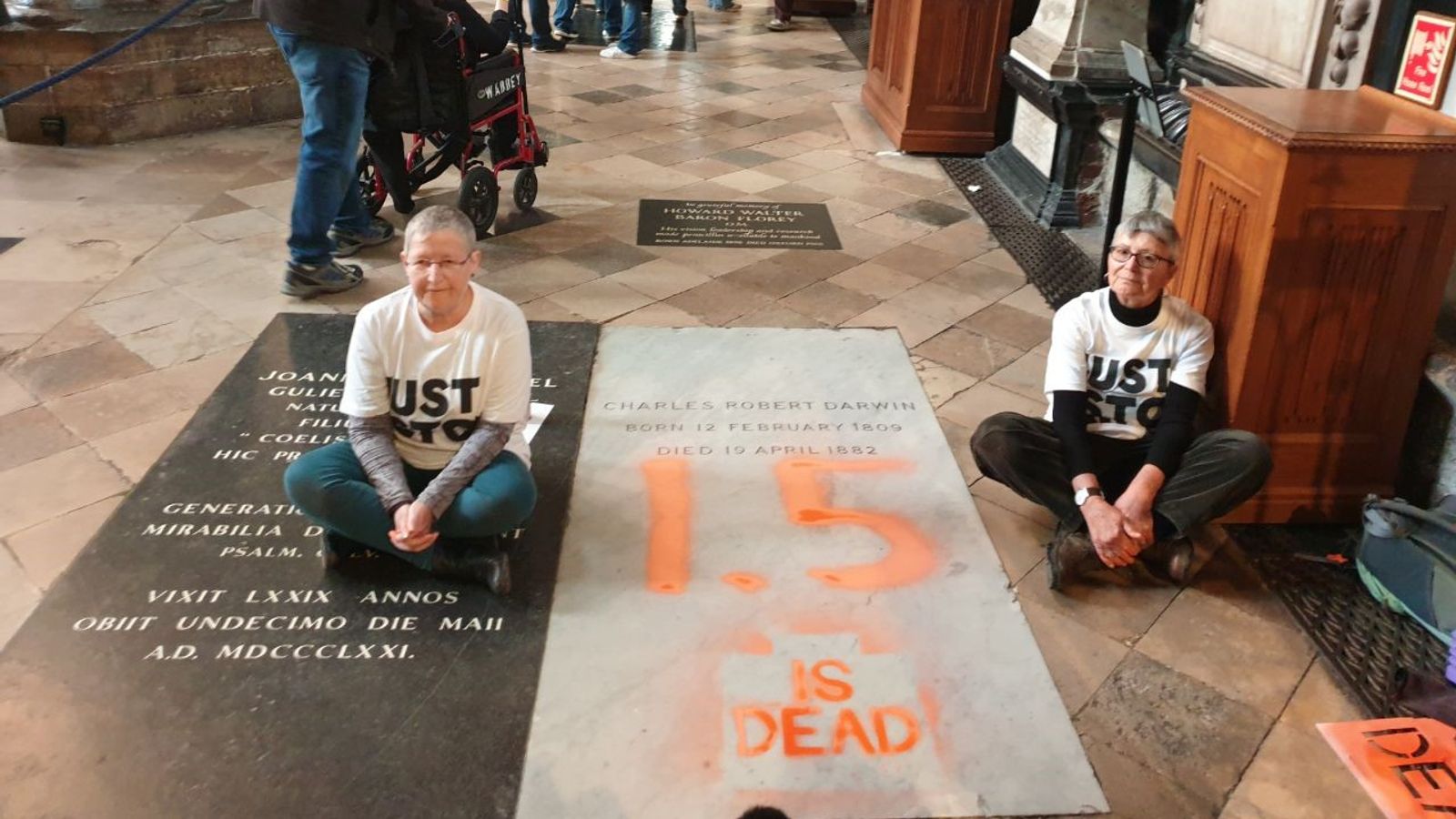 Just Stop Oil protesters spray-paint '1.5 is dead' on Charles Darwin's ...