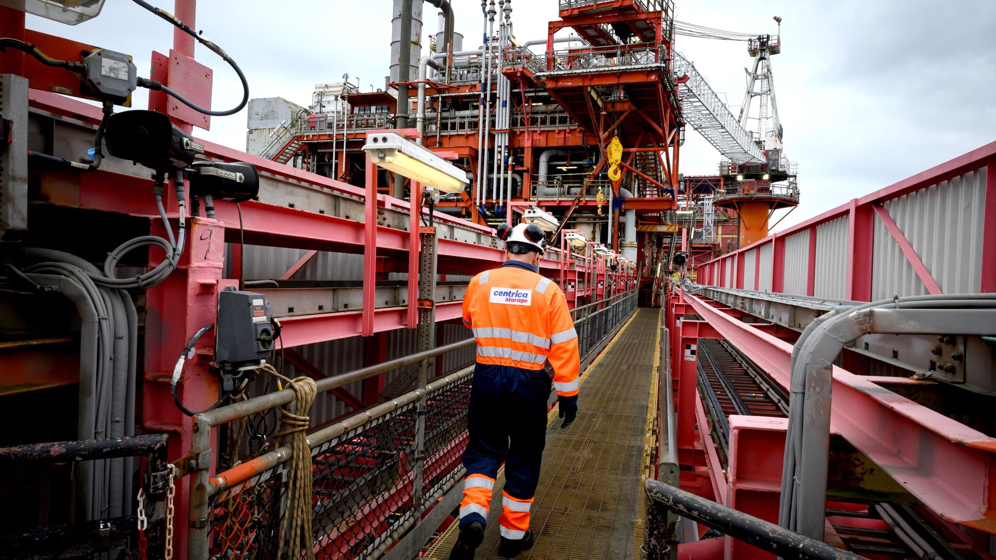 Britain's gas storage levels 'concerningly low' after cold snap | UK ...