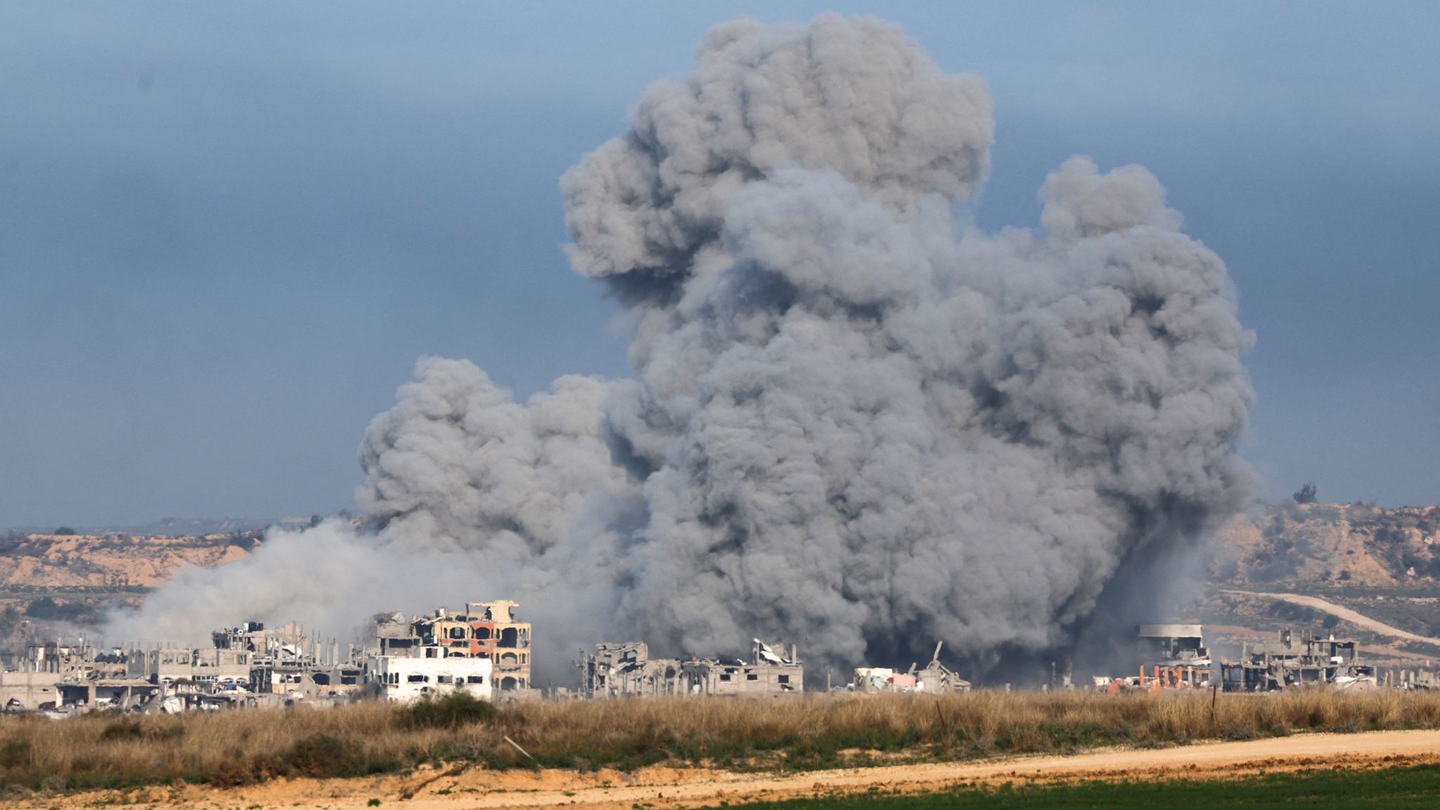 Israel says Gaza ceasefire delayed until Hamas releases list of ...