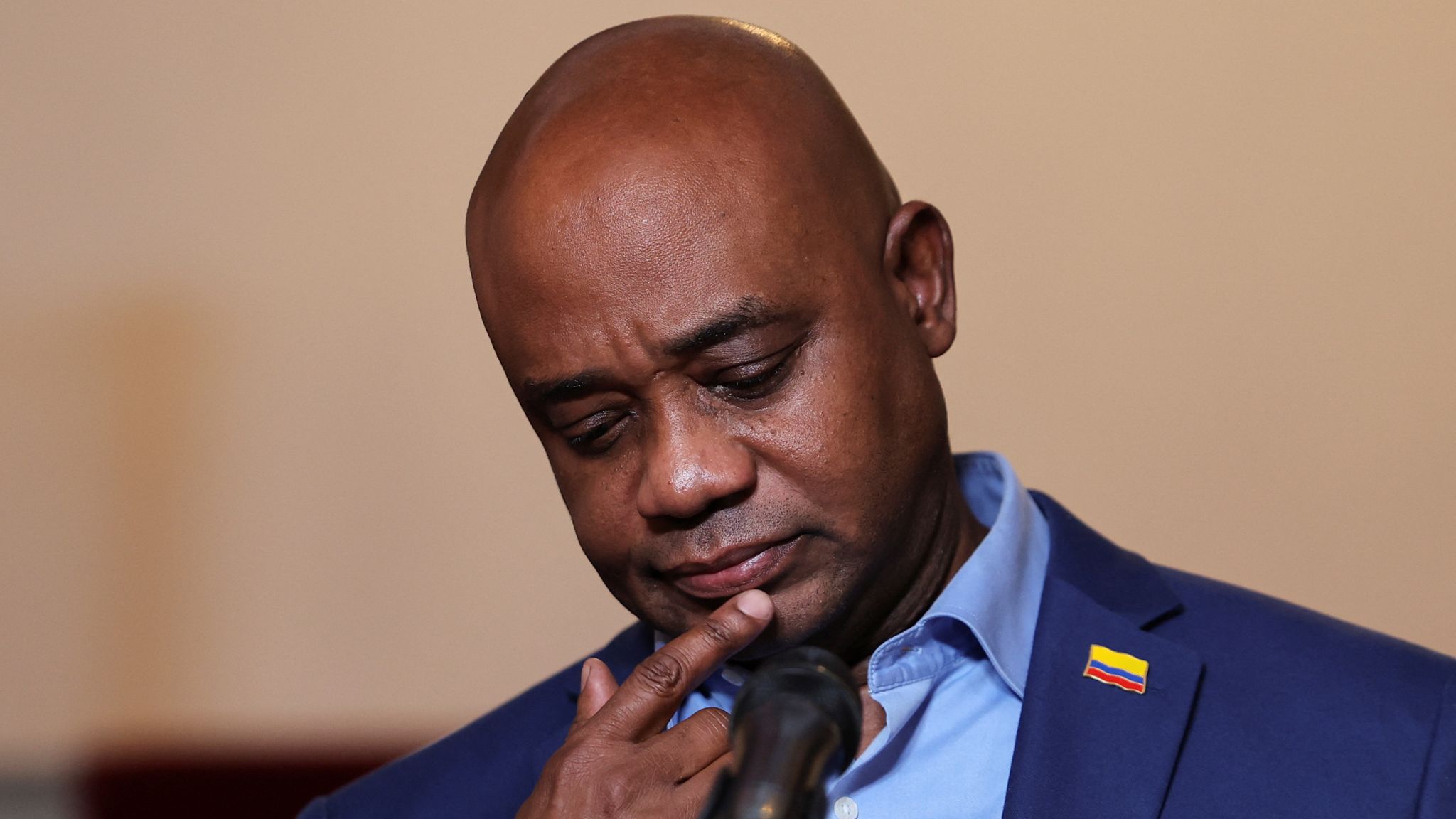 Donald Trump's threats work after Colombia backs down and agrees to accept deported migrants ...