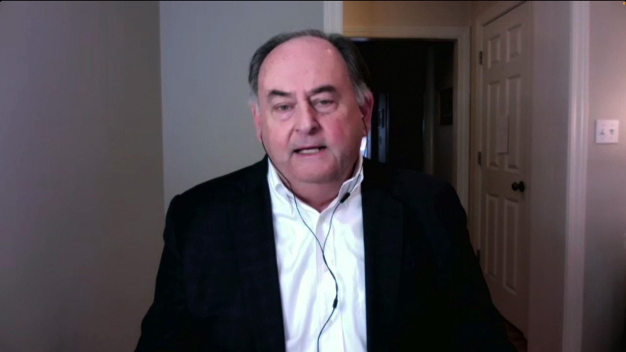 What were the pilots doing? Experts weigh in on crash and what ...