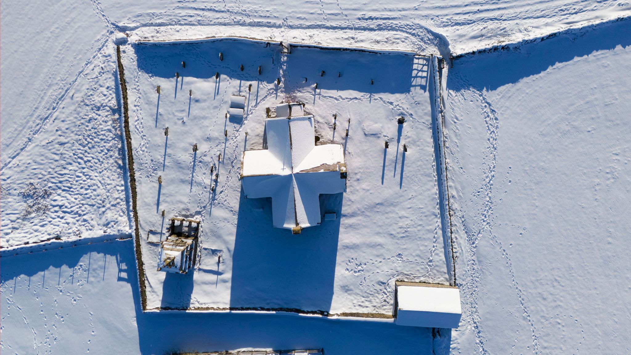 UK weather: Scottish hamlet reaches -18C in coldest January night in 15 ...