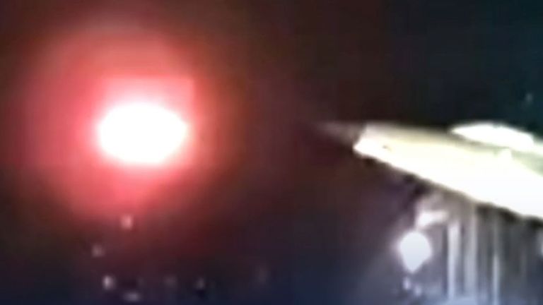Washington DC plane crash caught on dash cam | News UK Video News | Sky ... Washington DC plane crash caught on dash cam | News UK Video News | Sky ...