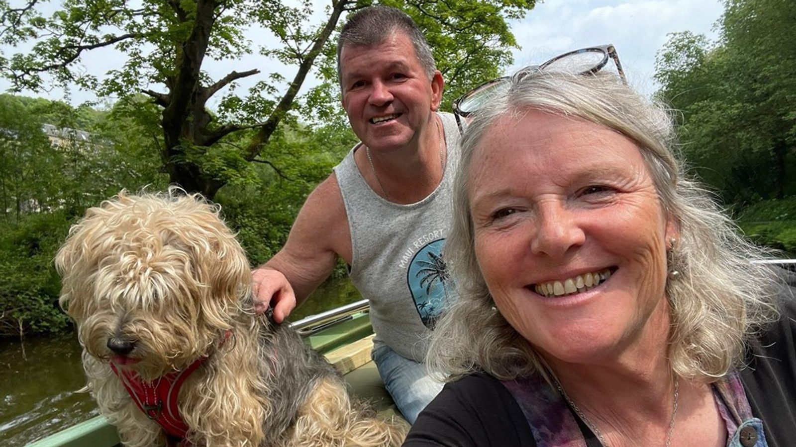 What it's really like living on a canal boat - and how much it costs ...