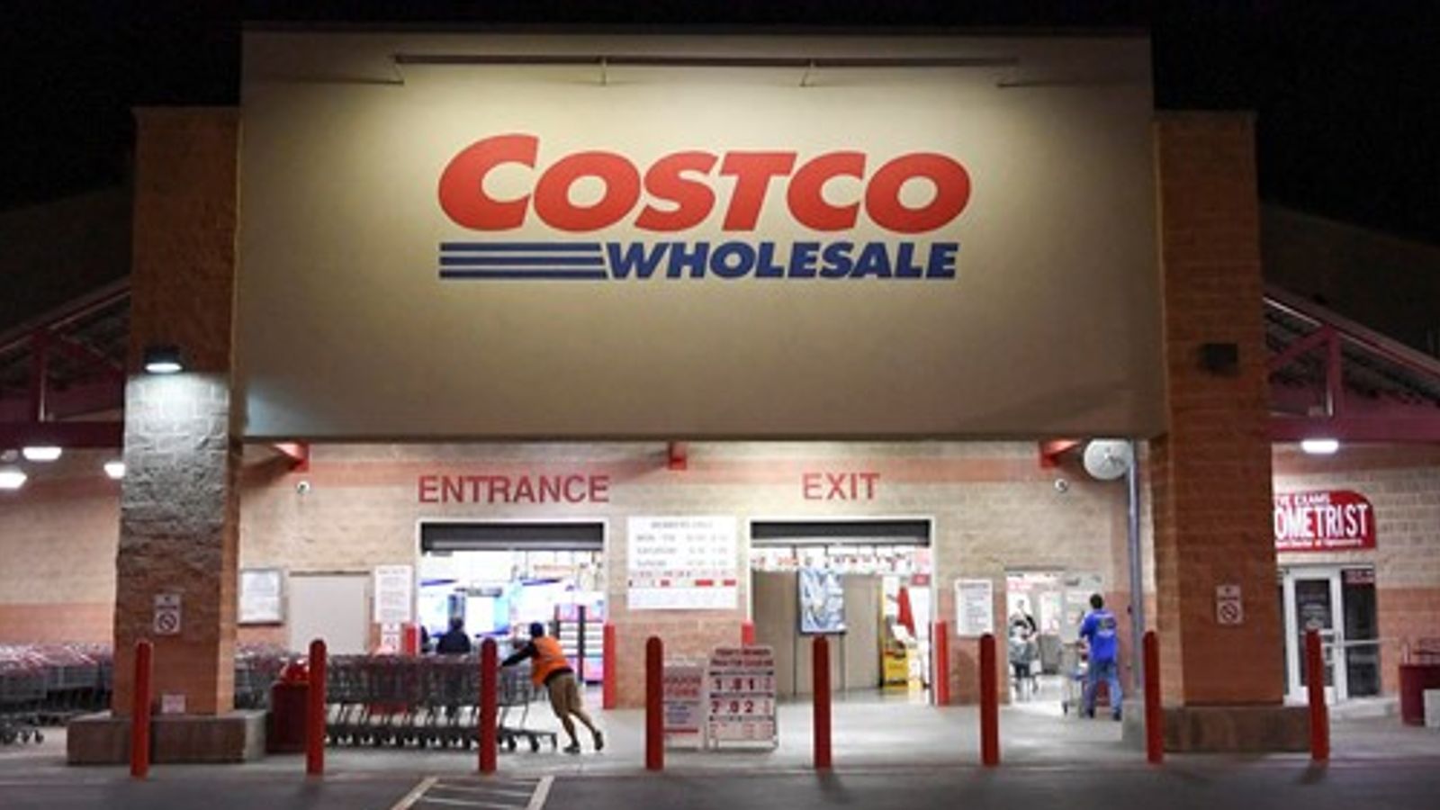 Money blog: Costco 'emailing customers about major shake-up of ...