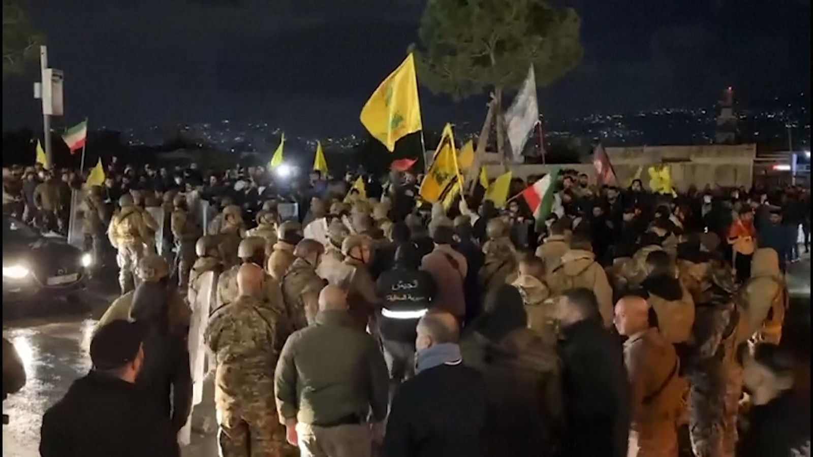 Lebanese army controls protesters after UN peacekeeping force convoy ...