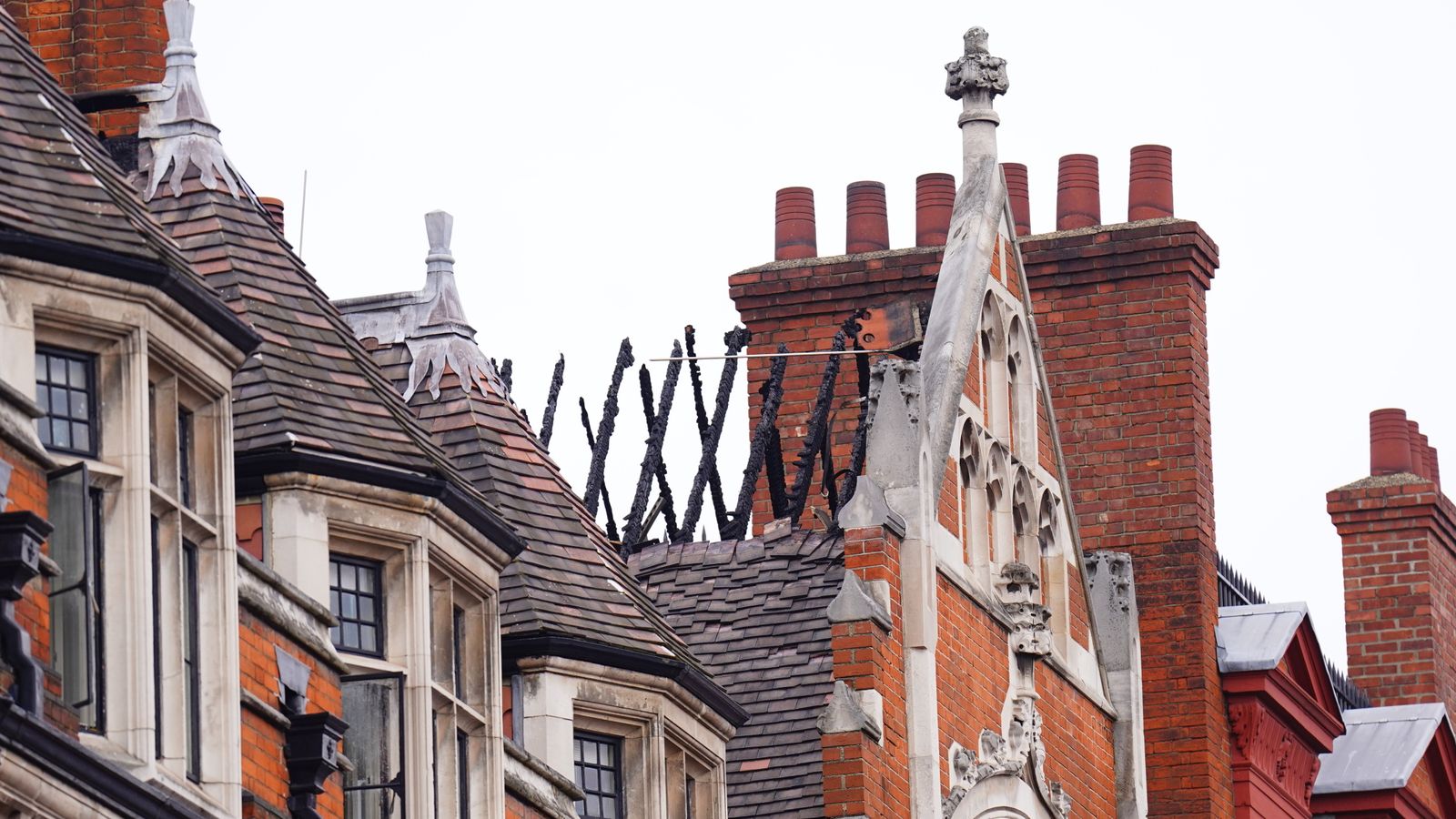 Chiltern Firehouse: Fire at luxury London hotel 'started from pizza ...