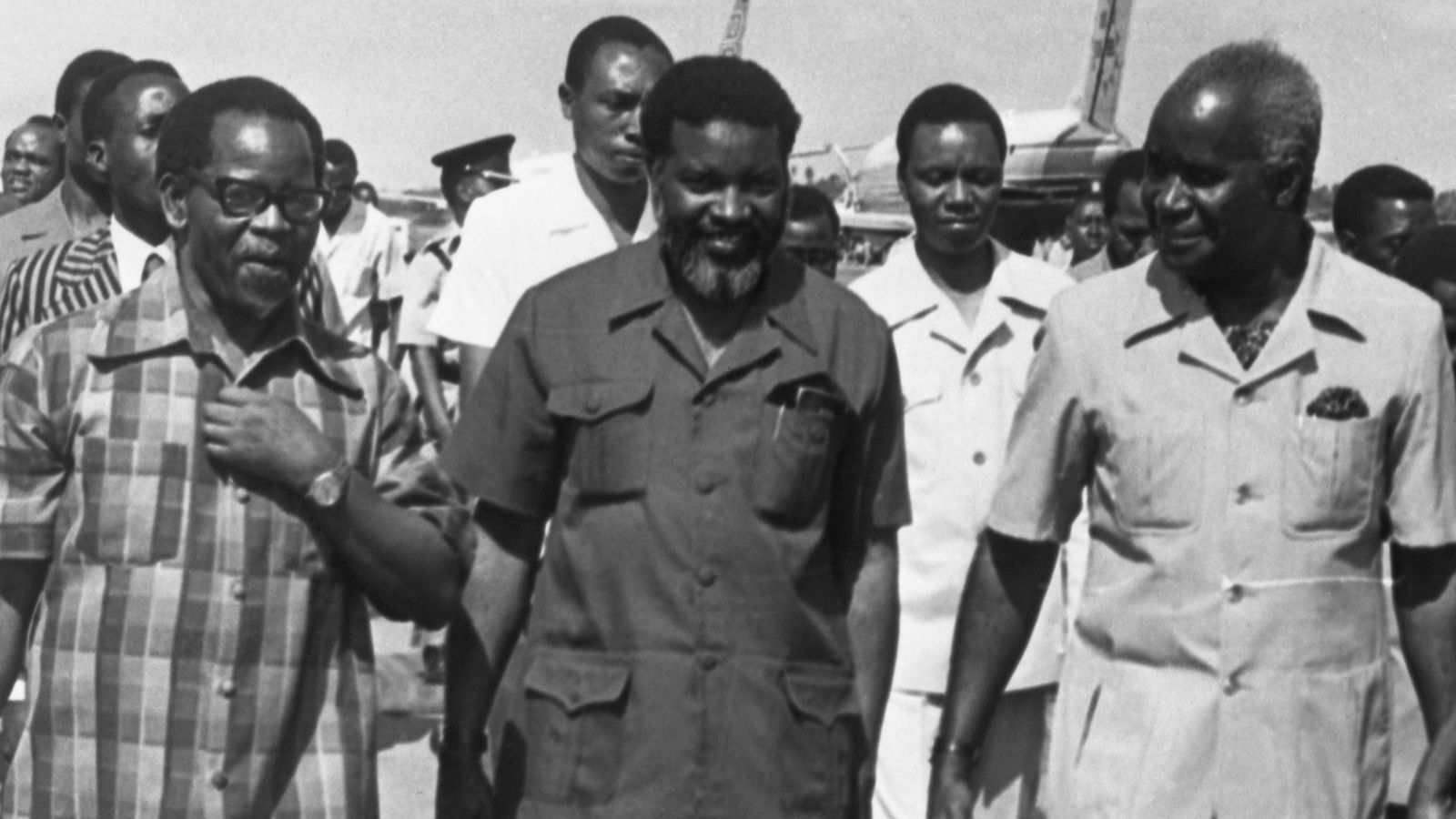 Namibia independence leader Sam Nujoma dies | World News | Sky News