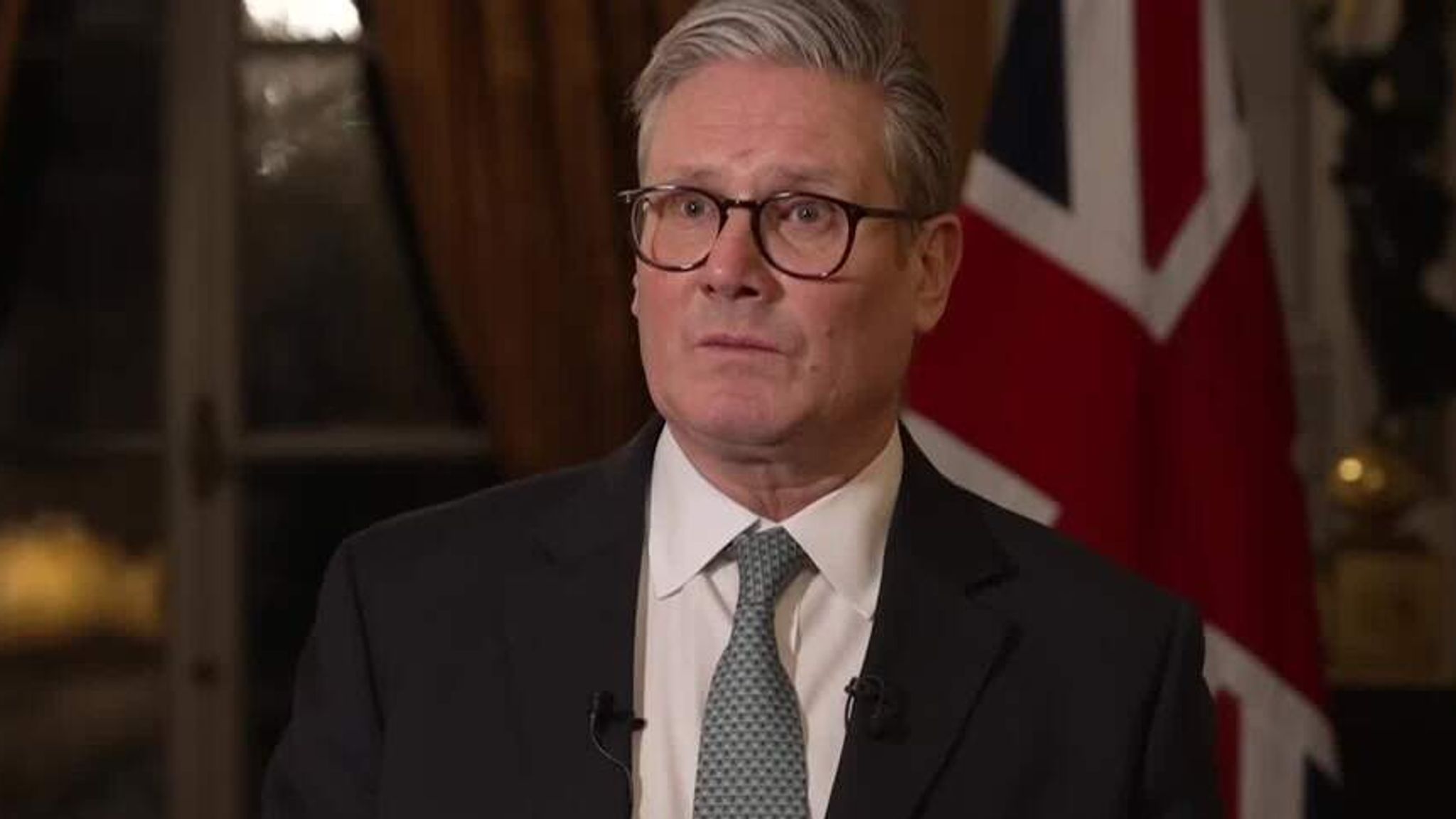 Starmer backs 'democratically elected' Zelenskyy after Trump 'dictator ...