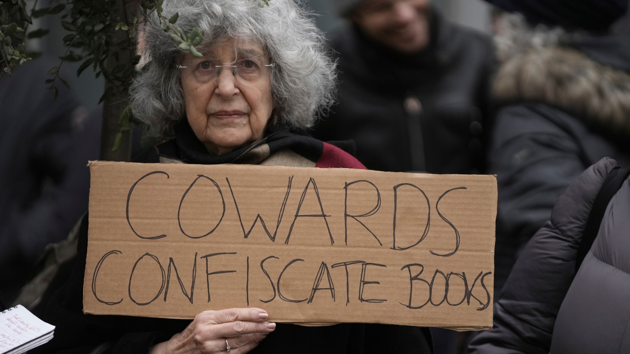 Israeli police confiscate books and arrest owners in raid on ...