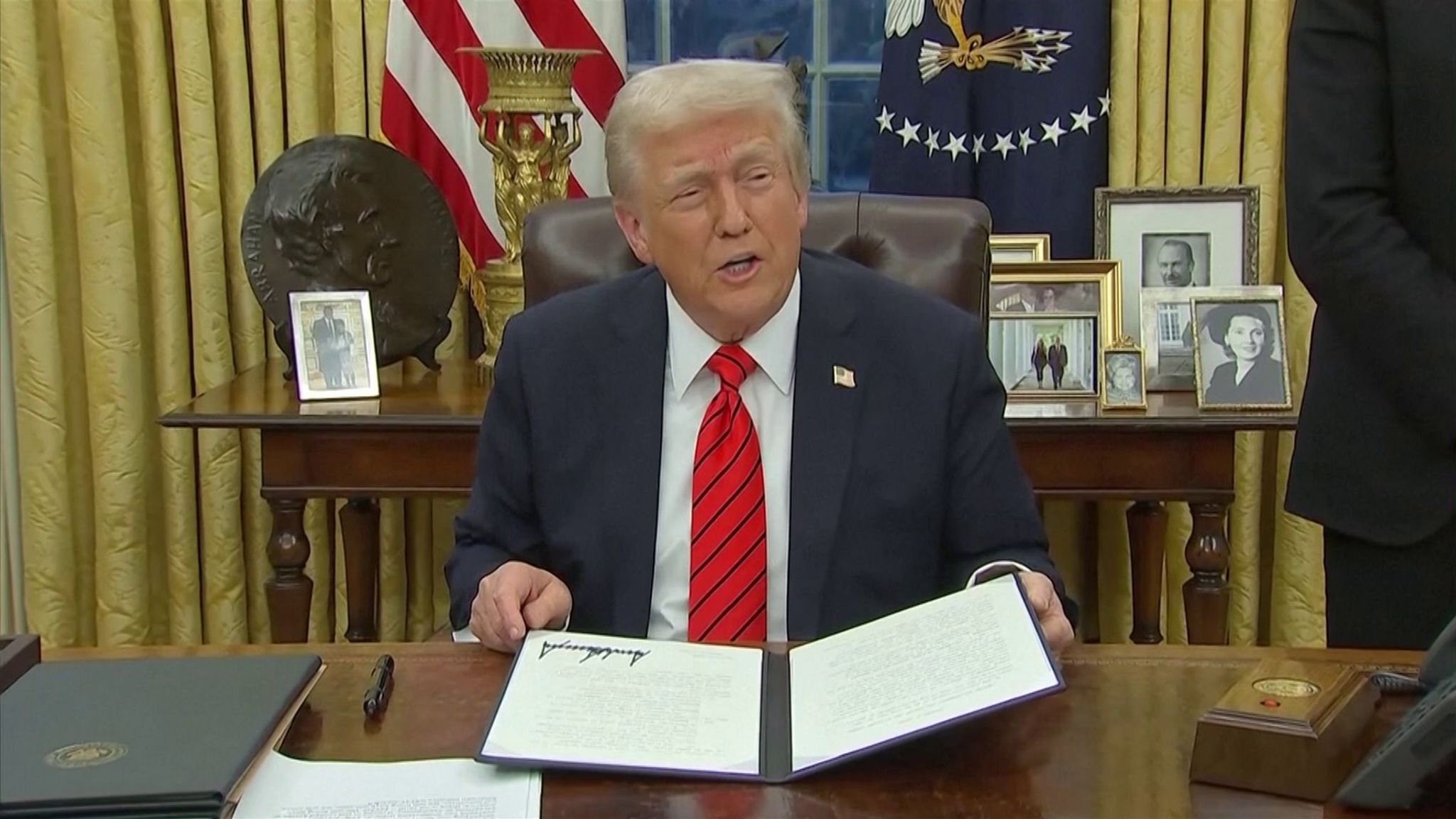 Plastic straw makers celebrate 'happiest days' after Trump order | US ...