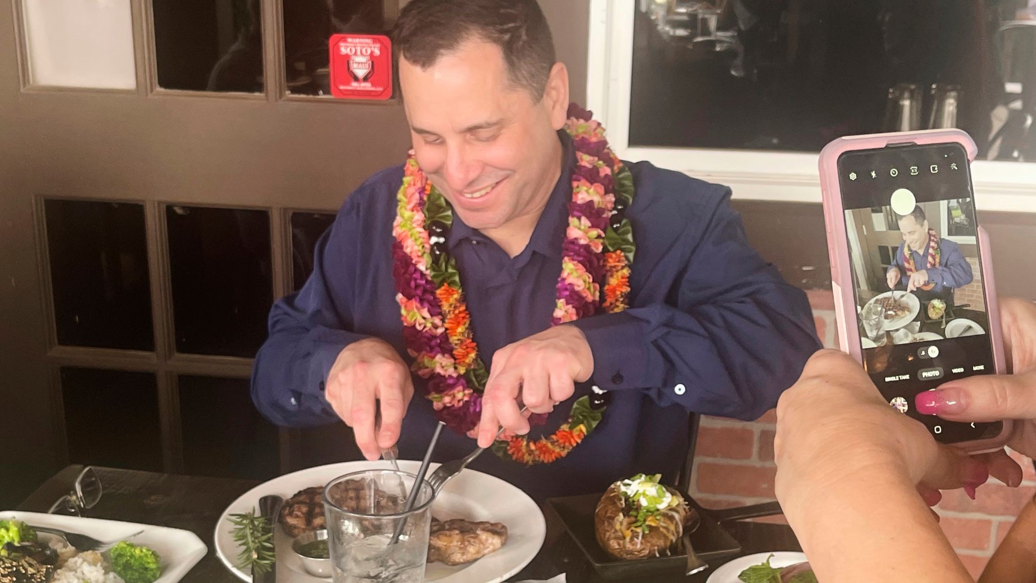 Hawaii man celebrates 'freedom Friday' after new DNA evidence ends 30 ...