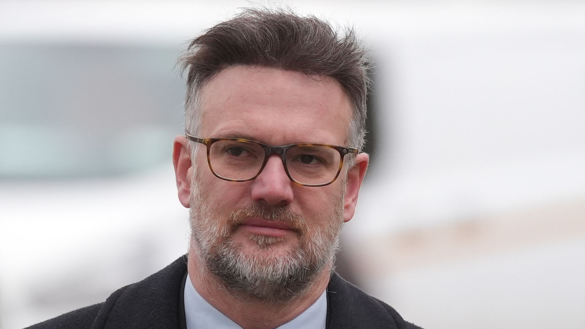 Bargain Hunt auctioneer Charles Hanson cleared of coercive control and ...