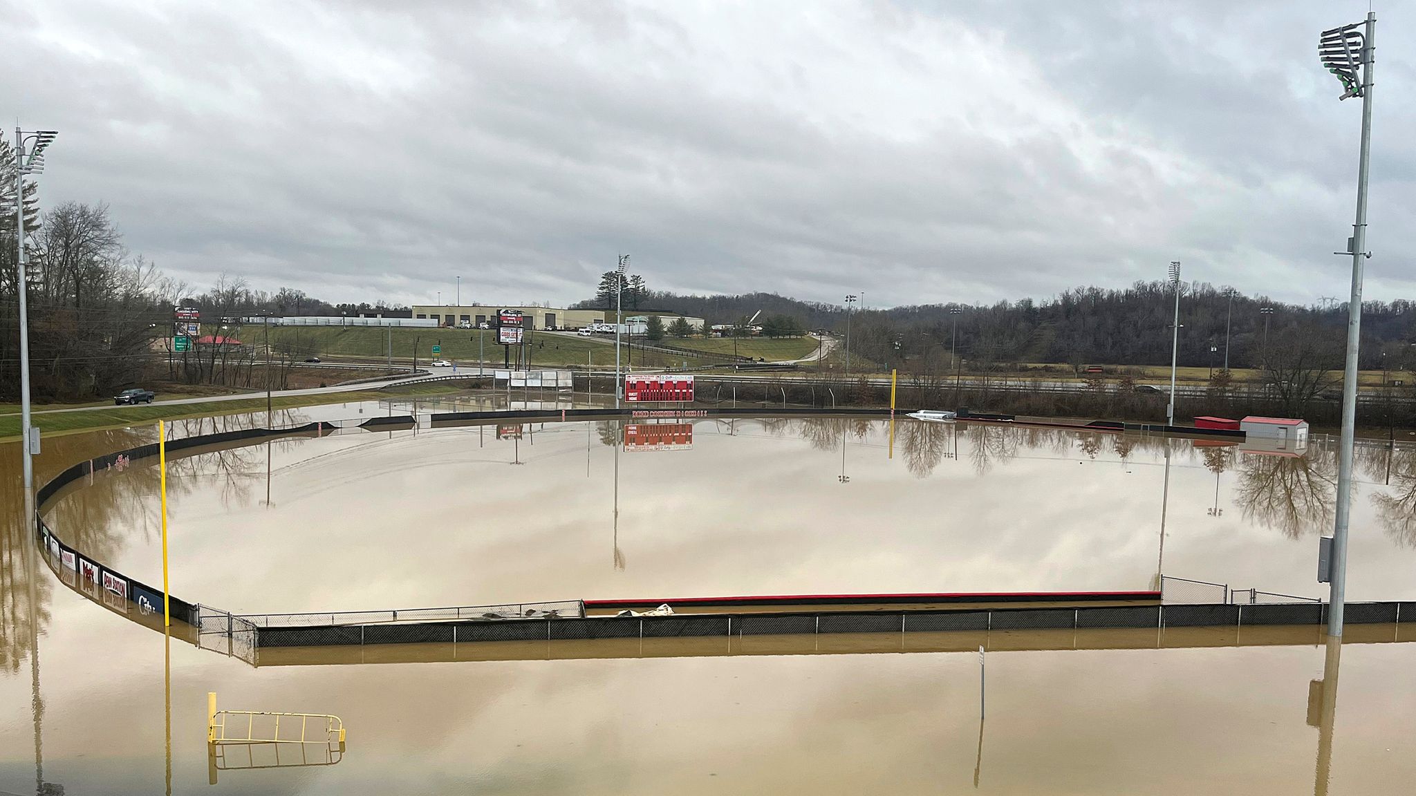 US weather: 10 dead as severe rain, flooding and lows of -42C hit ...