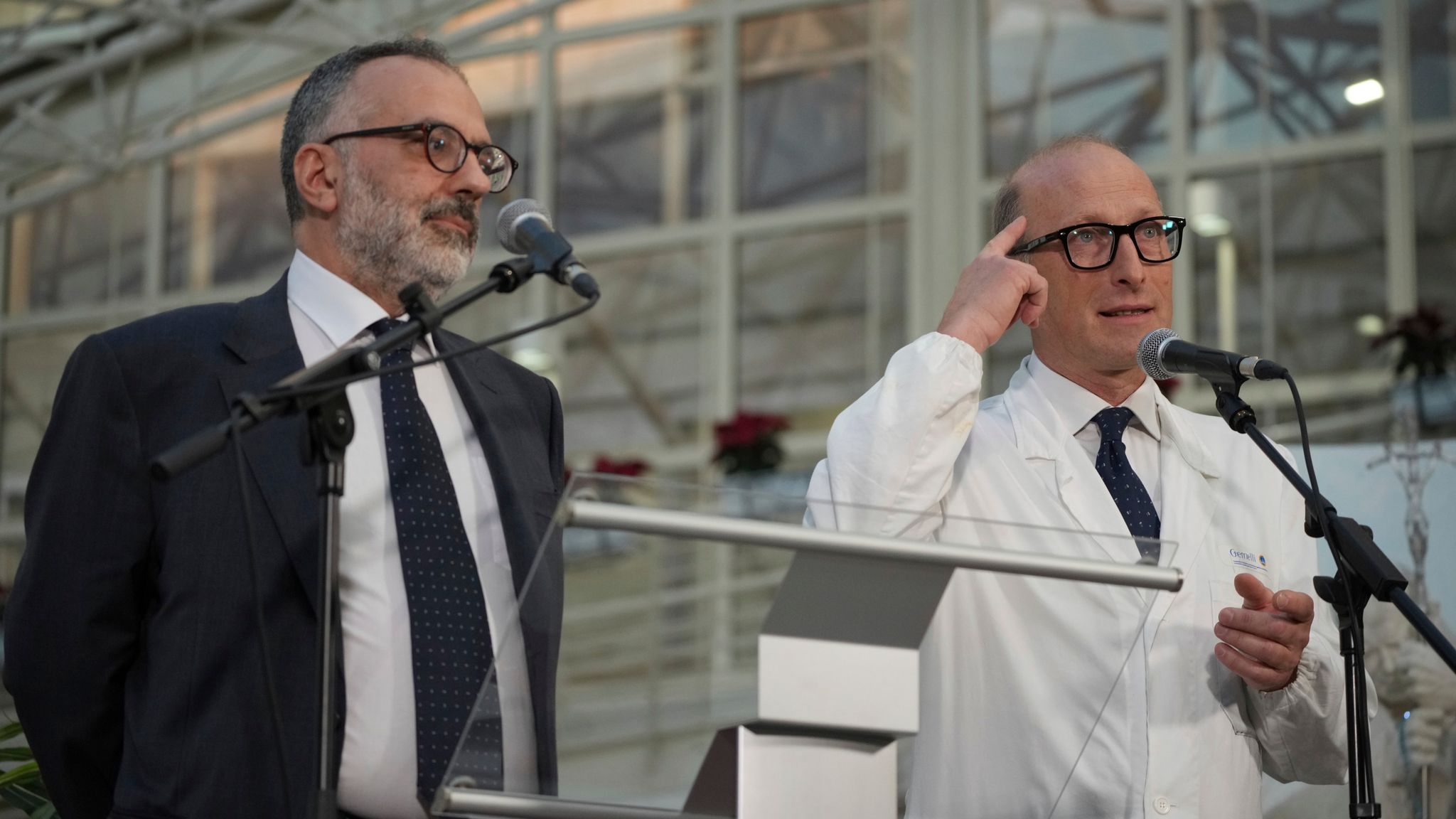 Pope in critical condition and receiving blood transfusions after ...