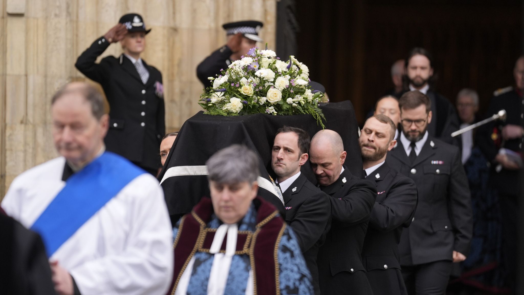 PC Rosie Prior: Hundreds attend funeral for off-duty police officer ...