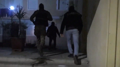 'Historic blow' to Sicilian mafia after more than 180 arrests by ...