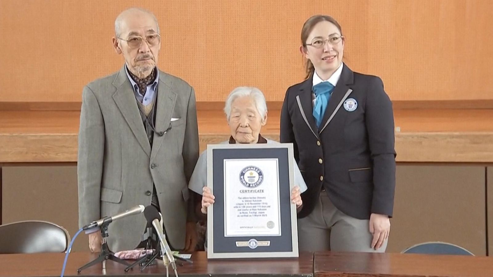 108-year-old Japanese woman named the world's oldest barber | World ...