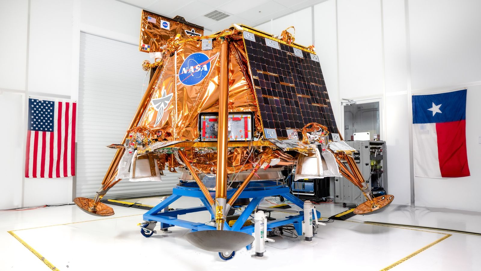 Eclipse captured from moon's point of view as lander takes images ...