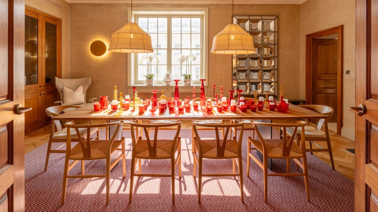 Money blog: Inside £7m home of popstar as it goes on market | Money ...