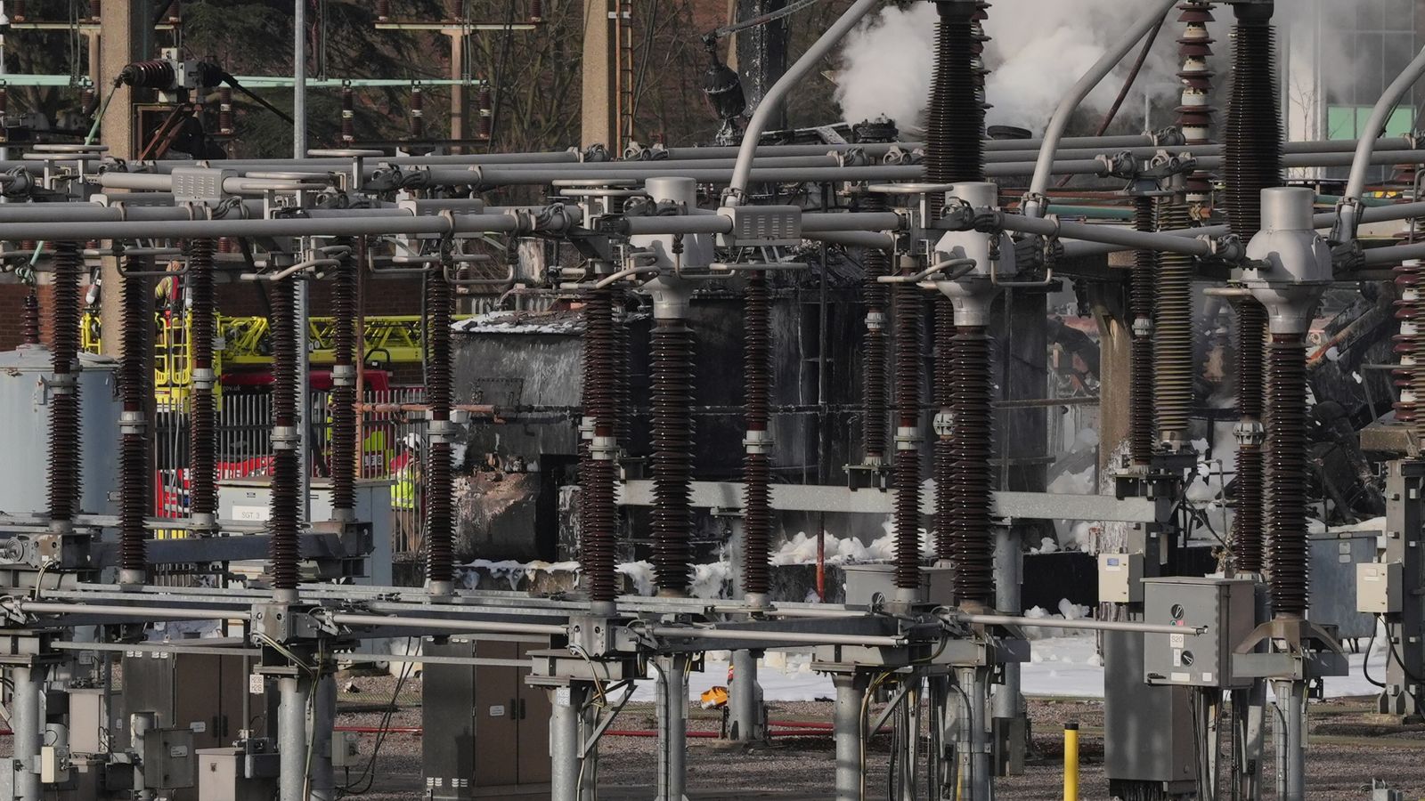 'Catastrophic failure' led to Heathrow power outage - with chances ...