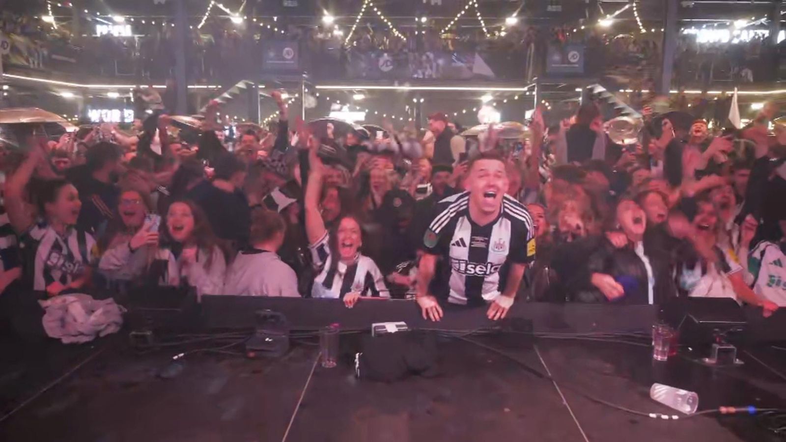 Celebrations erupt after historic Newcastle Carabao Cup win over ...