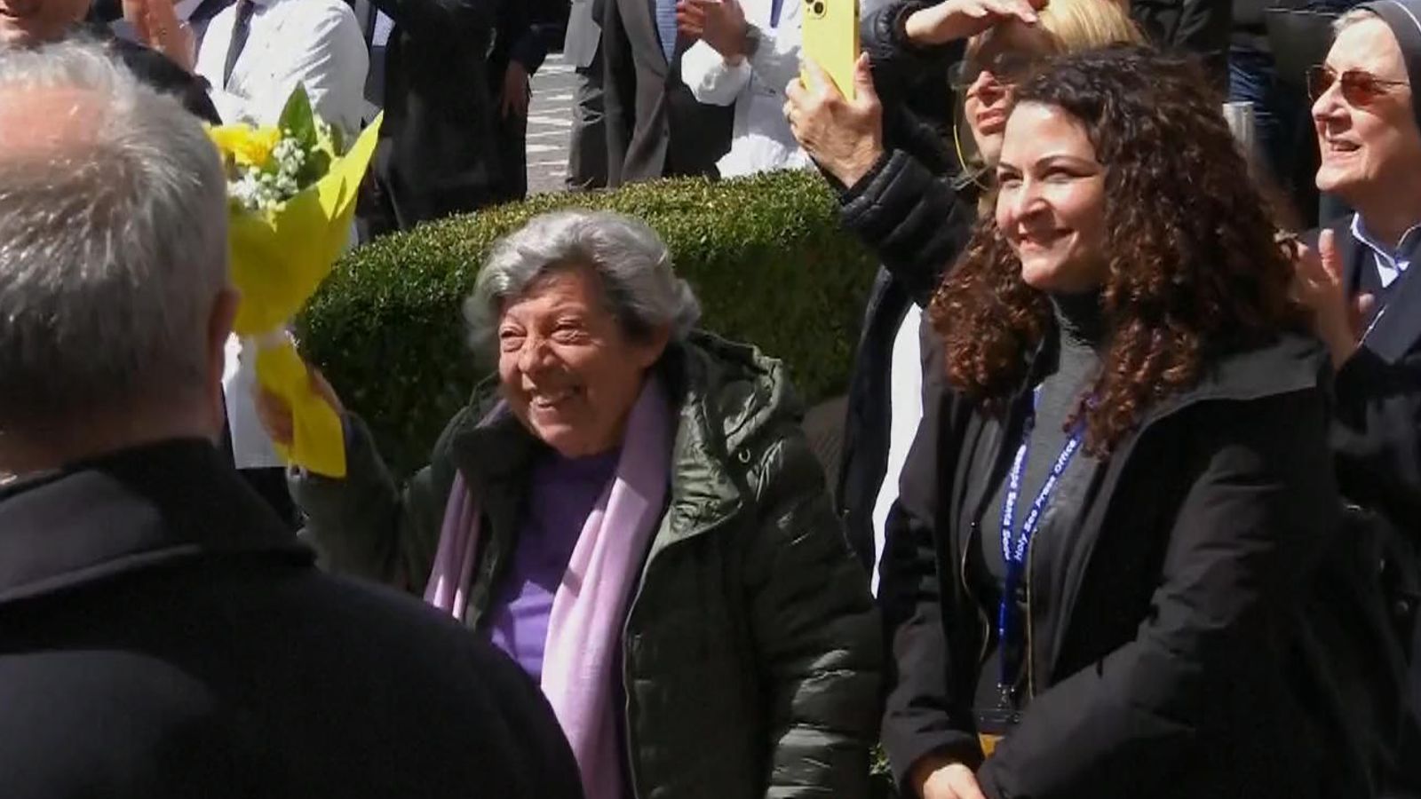 Woman spotted by Pope during balcony appearance reacts to encounter ...