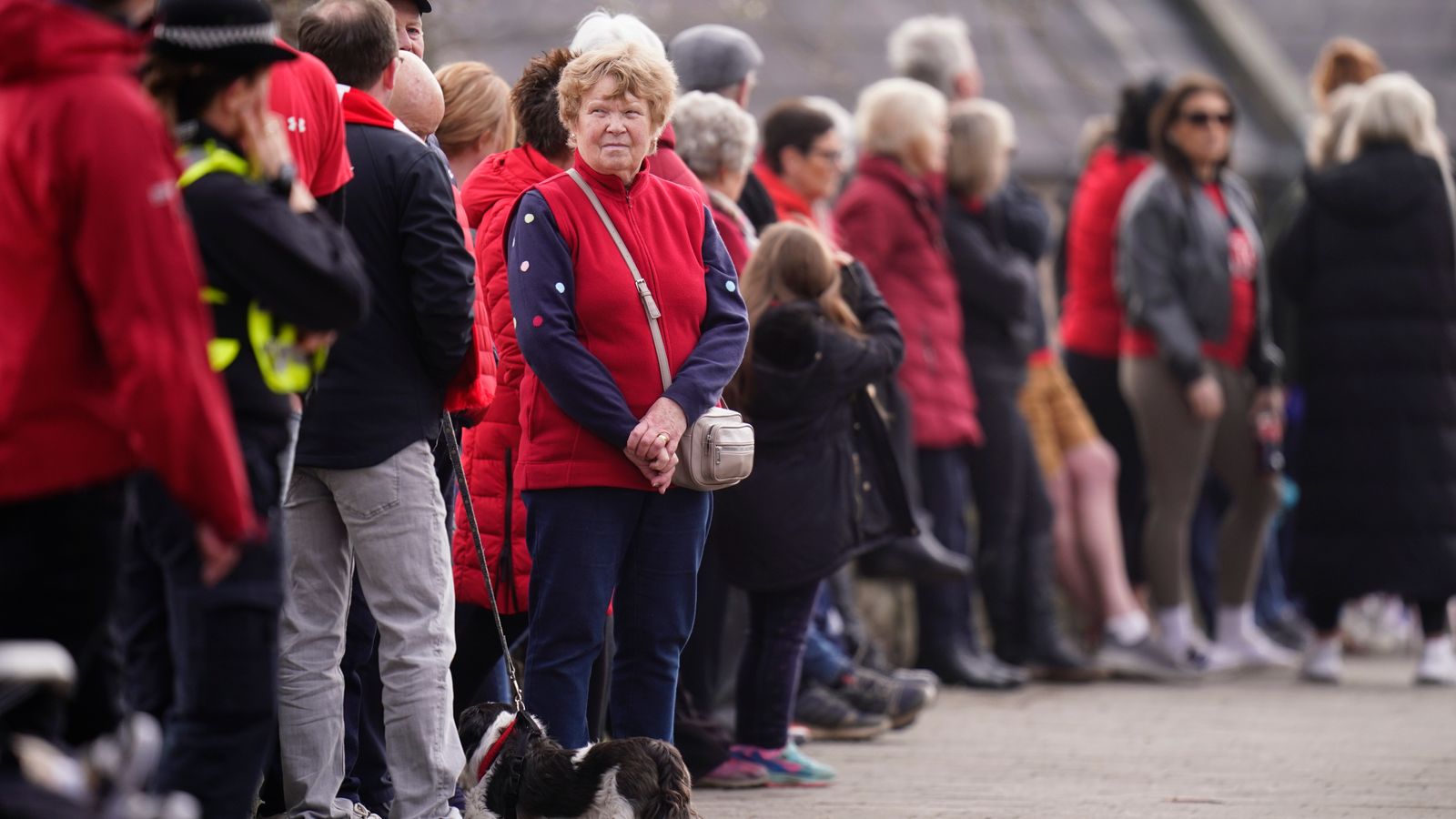 Poppy Atkinson: Funeral held for schoolgirl Manchester United fan who ...