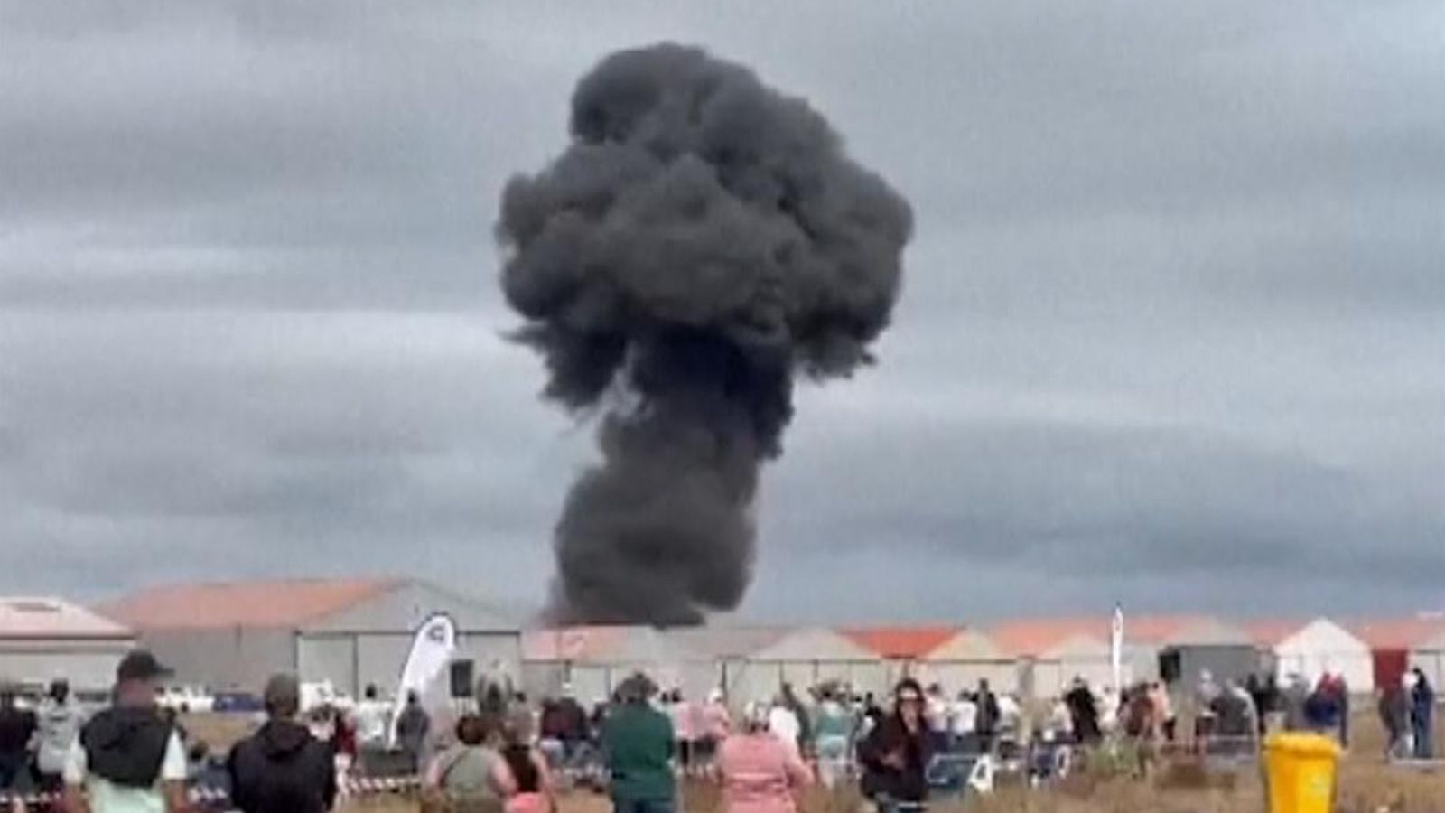 Pilot dies after crashing plane at air show in South Africa | News UK ...