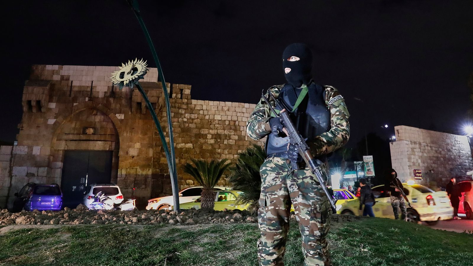 Dozens killed in Syria as government forces clash with Assad loyalists | World News | Sky News