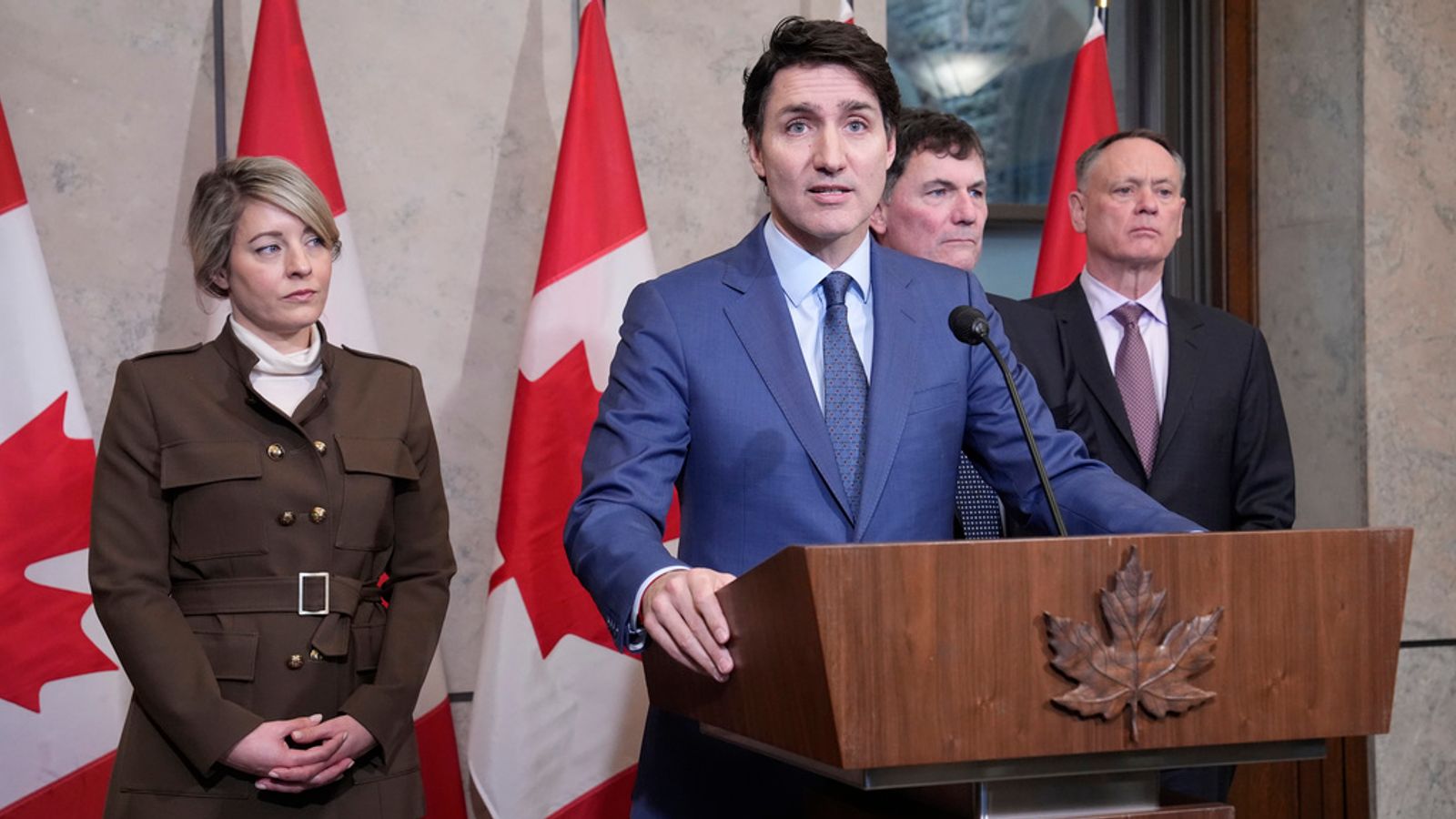 Money blog: 'Dumb' - Canadian PM blasts Trump over tariffs - and sends ...