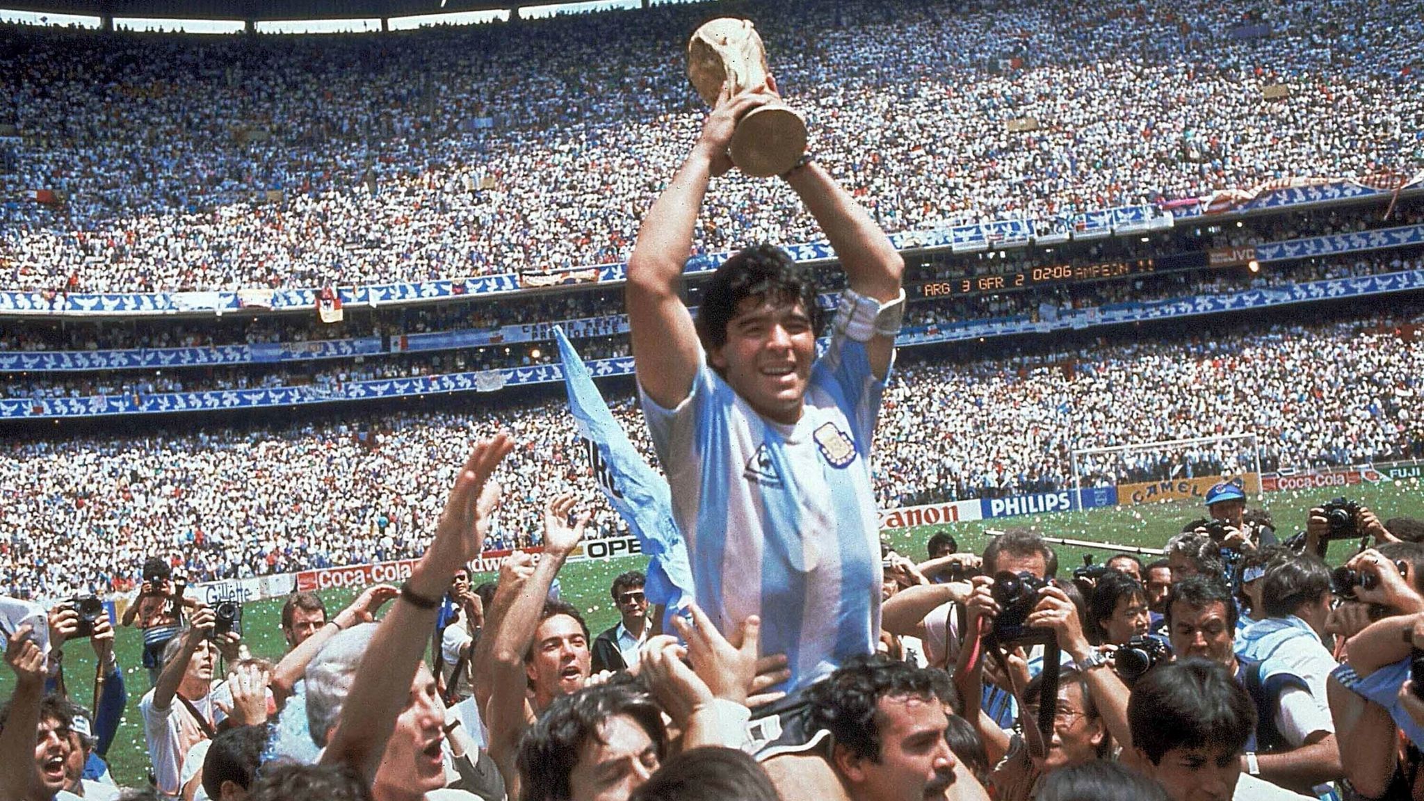 Seven members of Diego Maradona's medical team go on trial for homicide ...