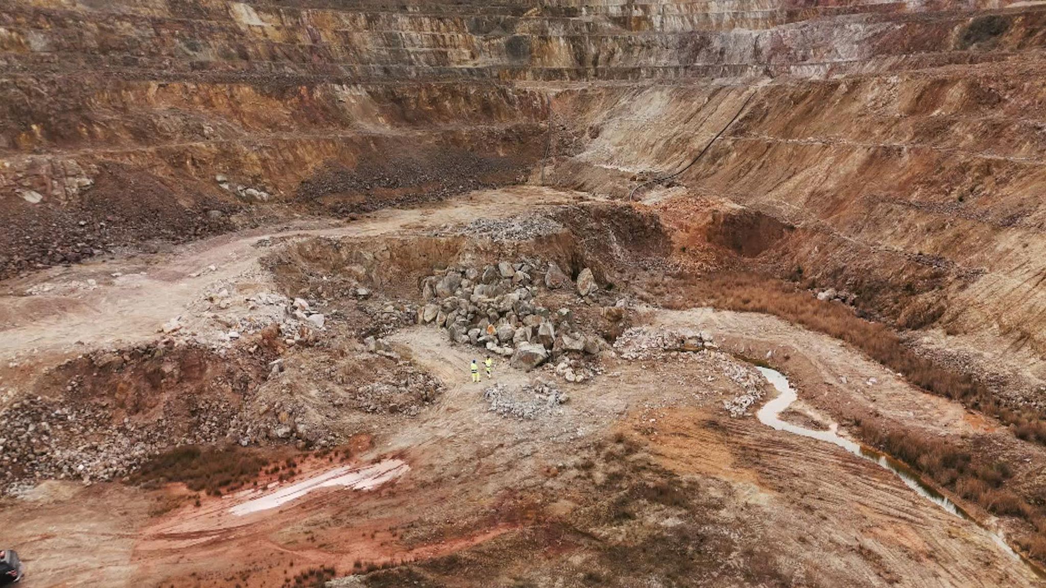 How Donald Trump's tariffs are wreaking chaos in the British metal ...