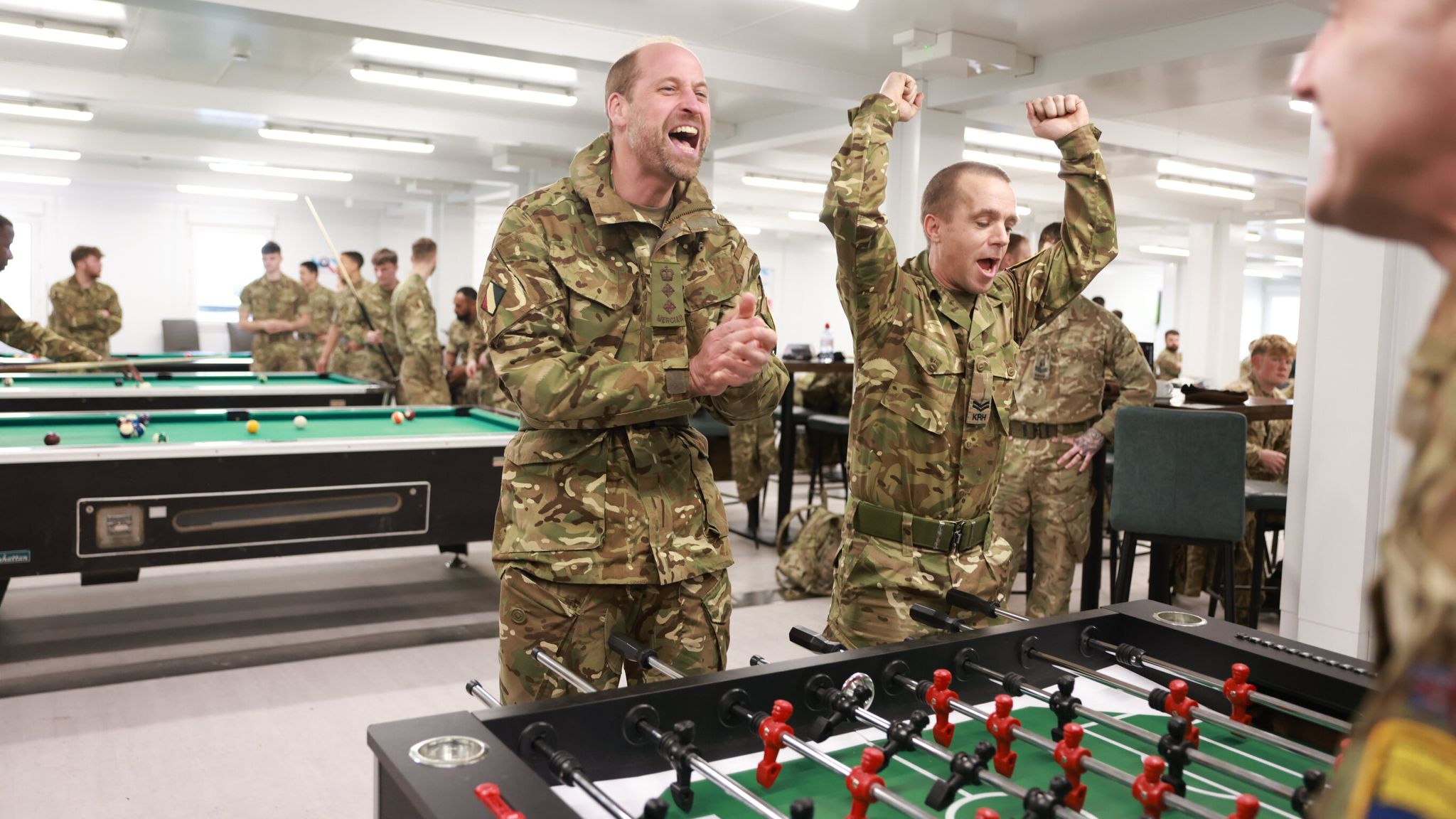 Prince William joins British troops in Challenger 2 tank on visit to ...