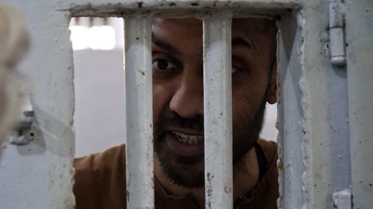 Trump shooting: Gunman identified as video shows body and rifle on roof ...