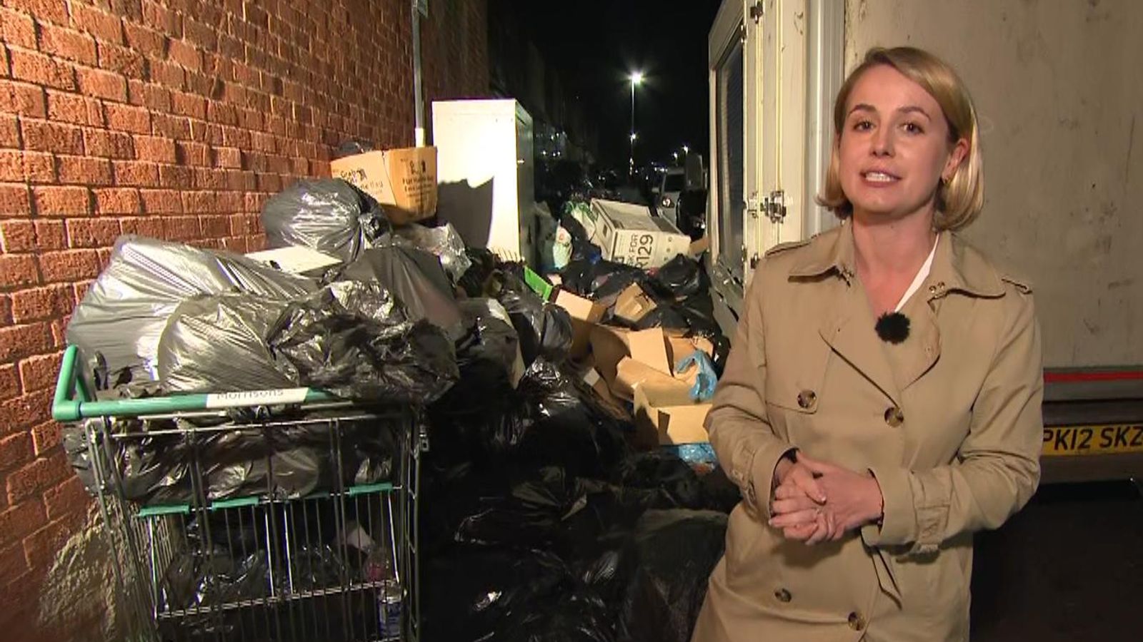 Rubbish piling up on streets of Birmingham as strike action continues ...