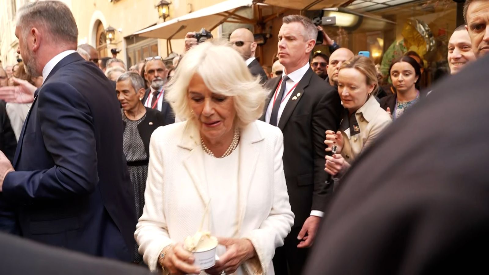 Ice cream, pizza and Queen Camilla: The royals' visit to Rome continues ...