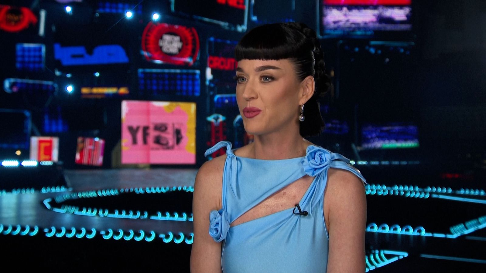 Katy Perry gears up for spaceflight aboard Bezos' Blue Origin rocket ...