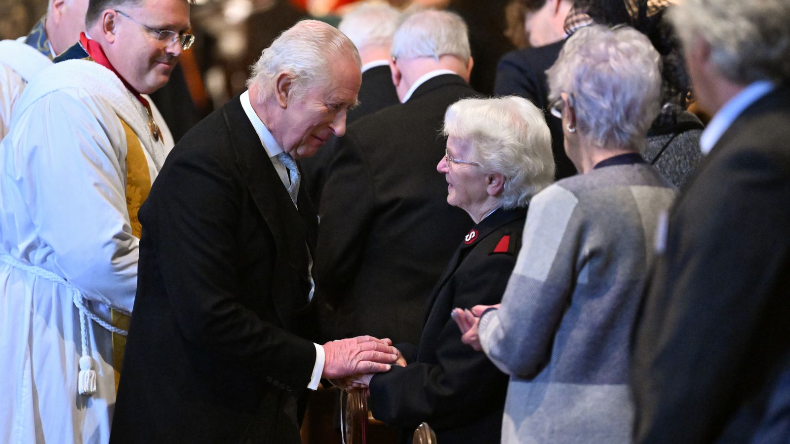 King delivers Easter message in which he says world still needs 'faith ...
