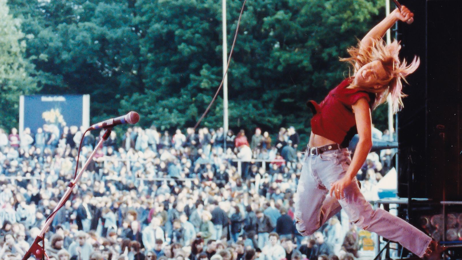 Mike Peters: The Alarm frontman dies aged 66 after blood cancer ...