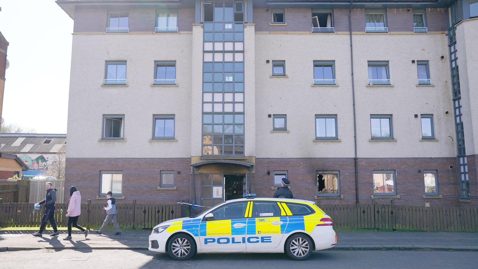 Seven people in hospital and homes evacuated after Paisley fire | UK ...
