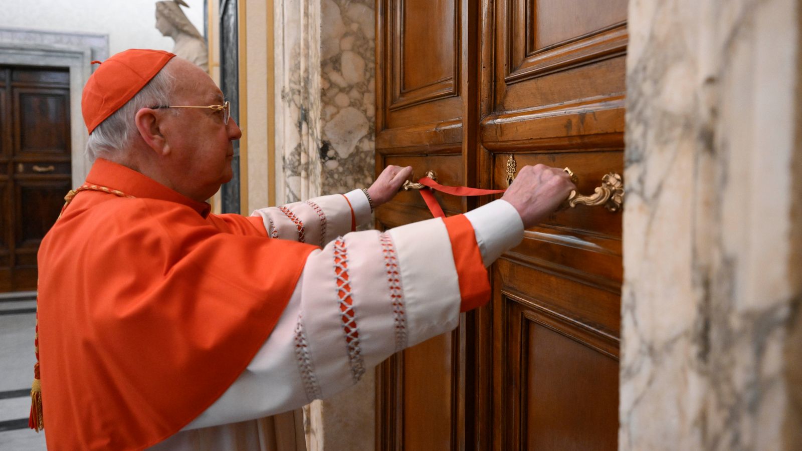 The pope’s formal apartment has been sealed with a red ribbon and wax ...