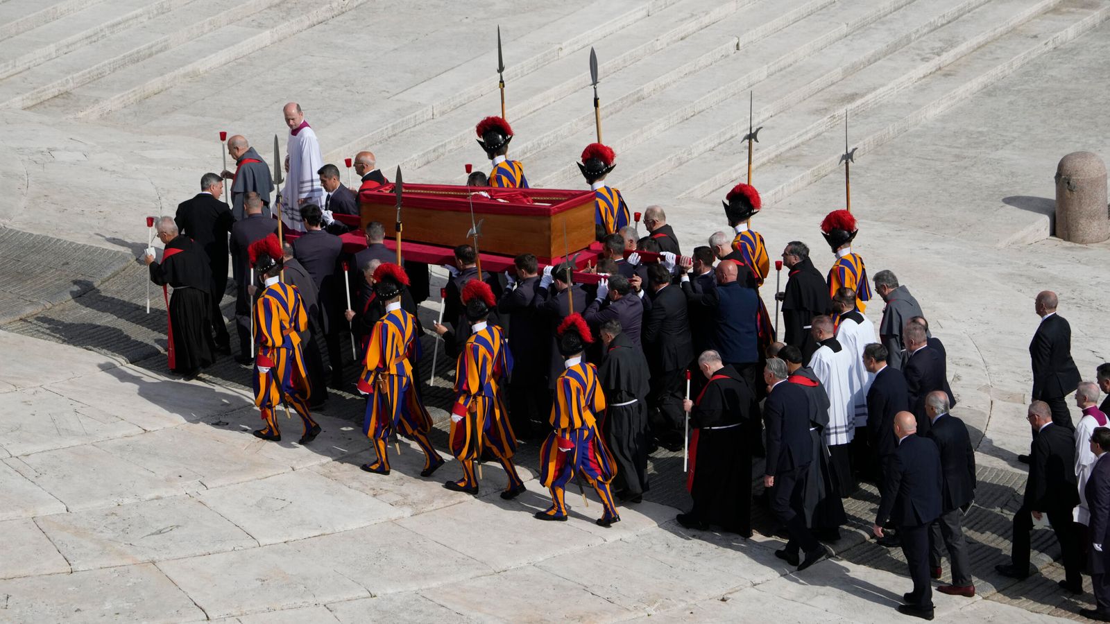 Thousands pay their respects to the Pope as he lies in state at St Peter's Basilica | World News ...