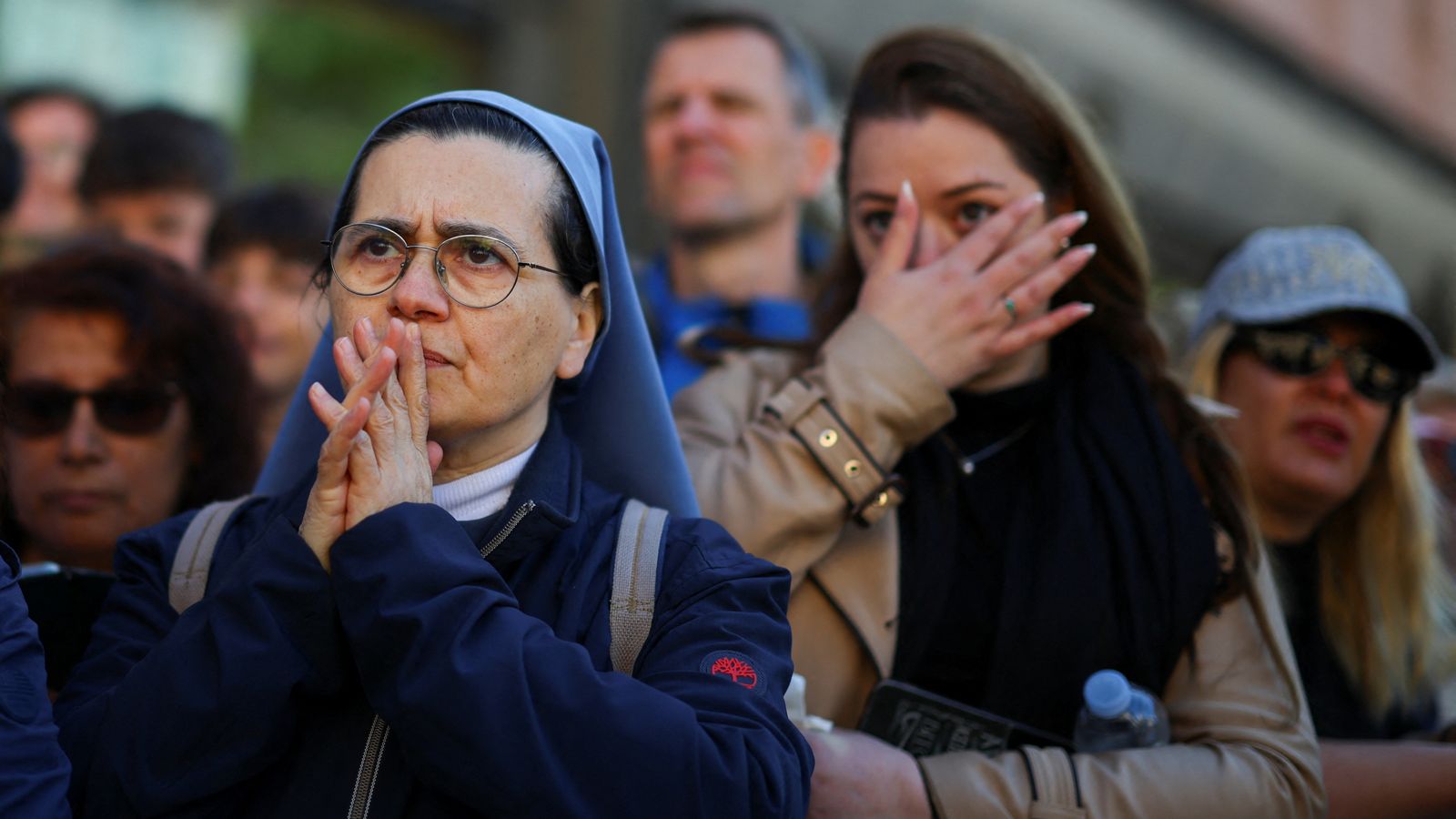 Pope Francis funeral: 250,000 people bid farewell to pontiff who said ...
