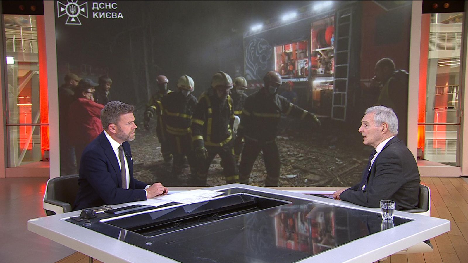 Ukraine war: 12 killed after overnight strike in Kyiv | Michael Clarke analysis | News UK Video ...